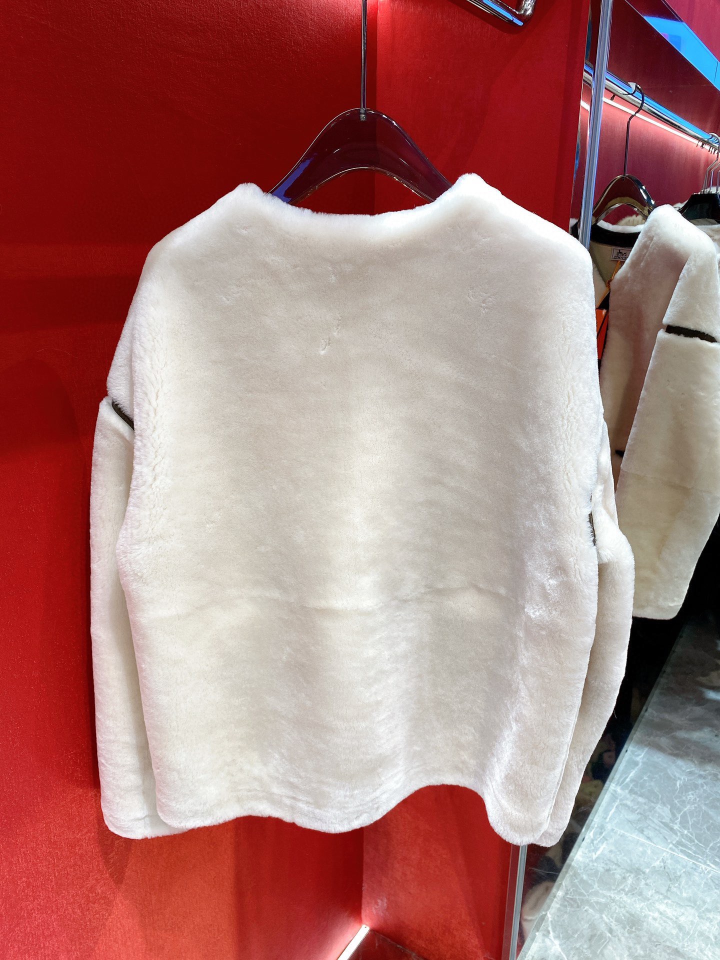 Hermes Short White Fur Coat – Paristore